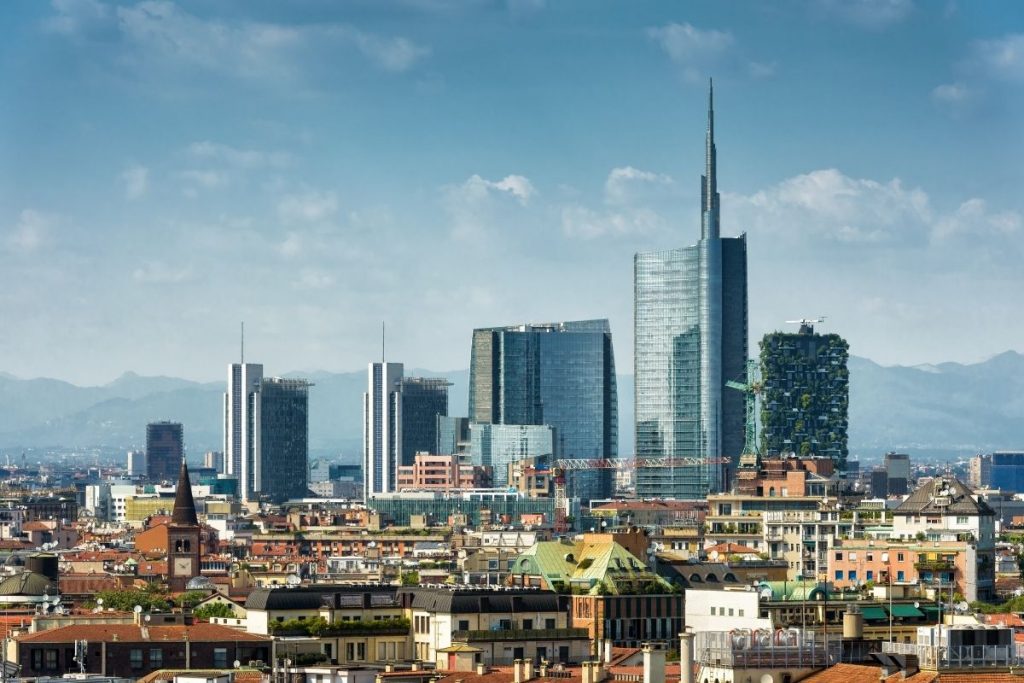 The Ultimate Northern Italy Road Trip Itinerary for 2 Weeks | She ...
