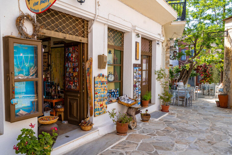 The Ultimate Naxos Travel Guide for First Timers