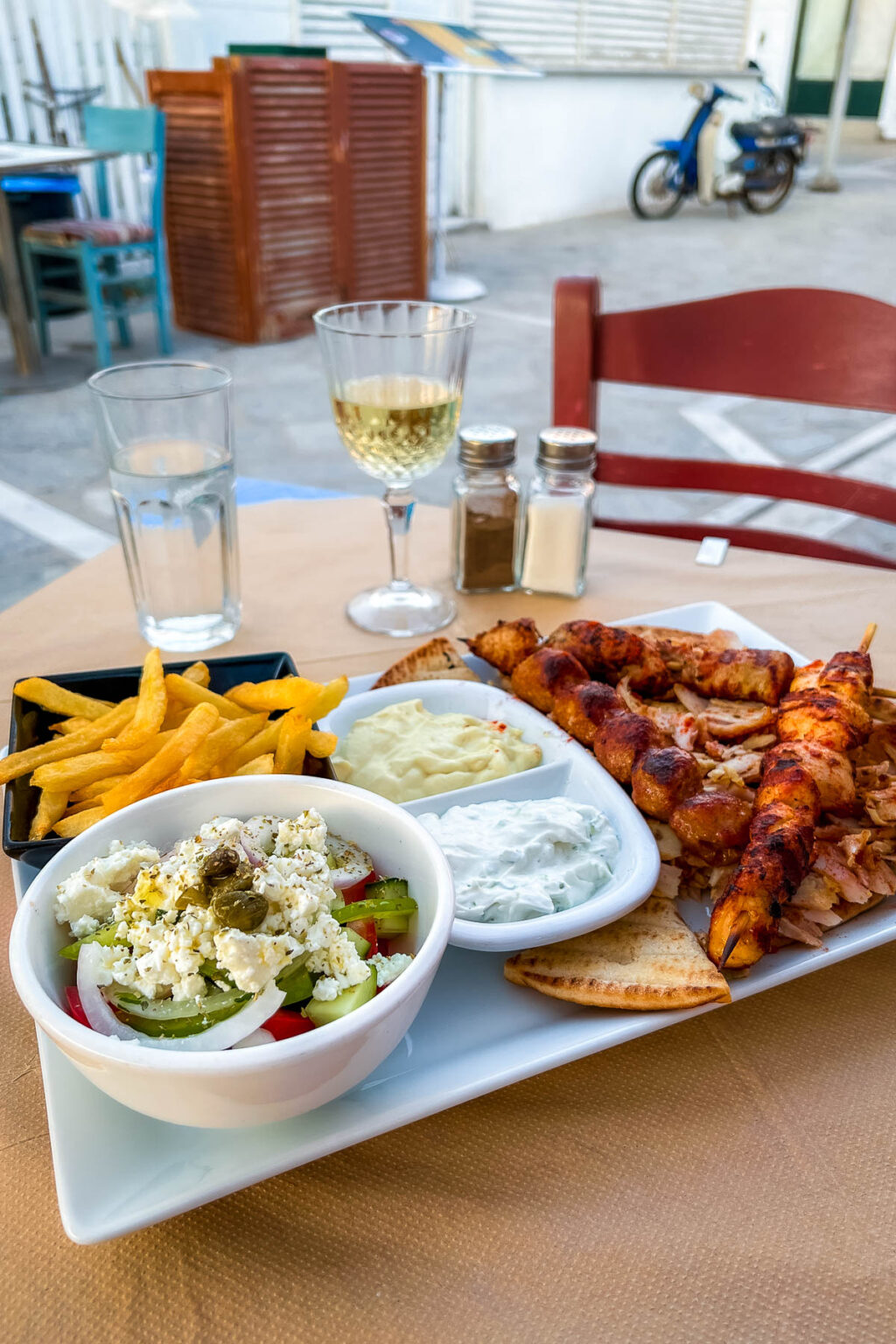 17 Best Restaurants in Paros, Greece You Have to Try