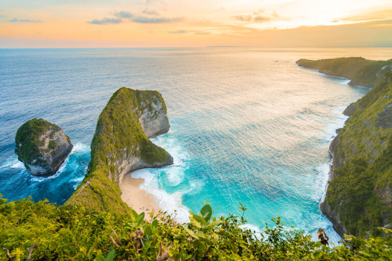 Kelingking Beach: Complete Guide & Tips for Visiting