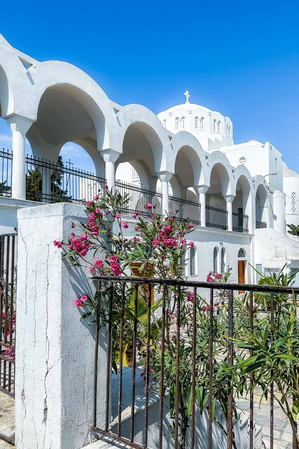 19 Best Things to Do in Fira, Santorini